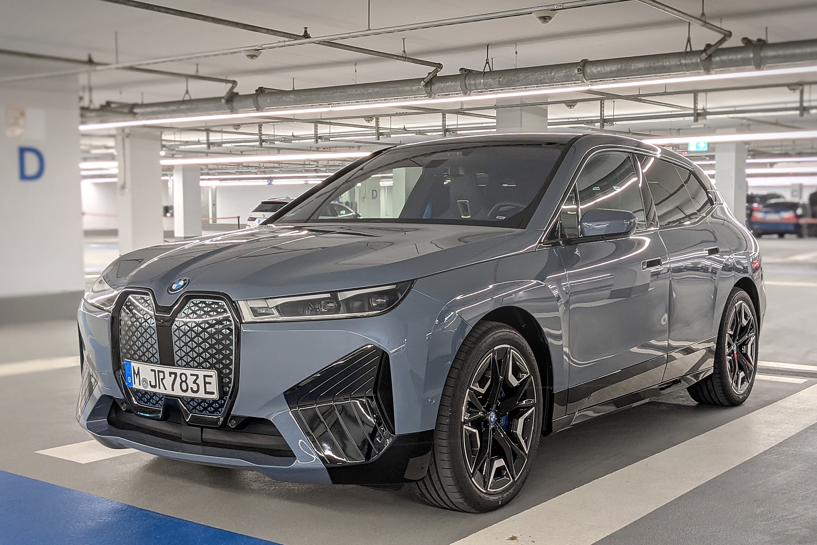 BMW iX | Praxis-Elektroauto.de